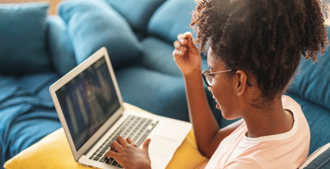 Vamos falar sobre isolamento social na adolescência? | Blog Leiturinha